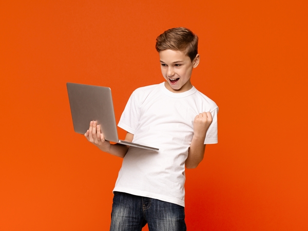 معنى اسم هادف | نواعم