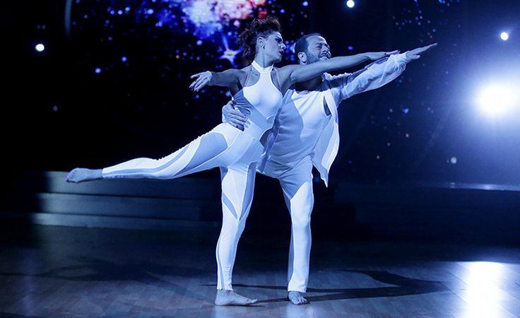 مايا دياب ضيفة رقص النجوم ومادونا تمزج الرقص الشرقي بالـMerengue | نواعم