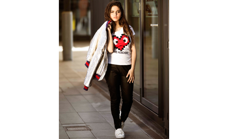 شاهدي حلا الترك في تحدّي الكيكي | نواعم