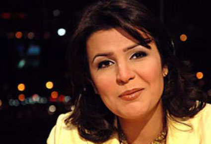 بين MBC والحياة: كم تقاضت منى الشاذلي ورزان؟ | نواعم