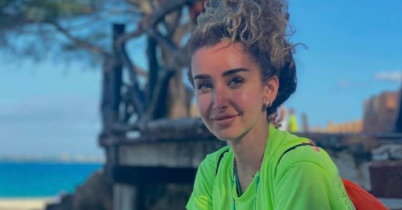 أحمد فهمي يسرق هنا الزاهد من تجربتها مع مينا مسعود | نواعم